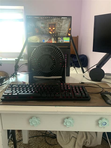 The Only Way To Play Rust On A Laptop These Days That Is Without Thermal Throttling R Playrust