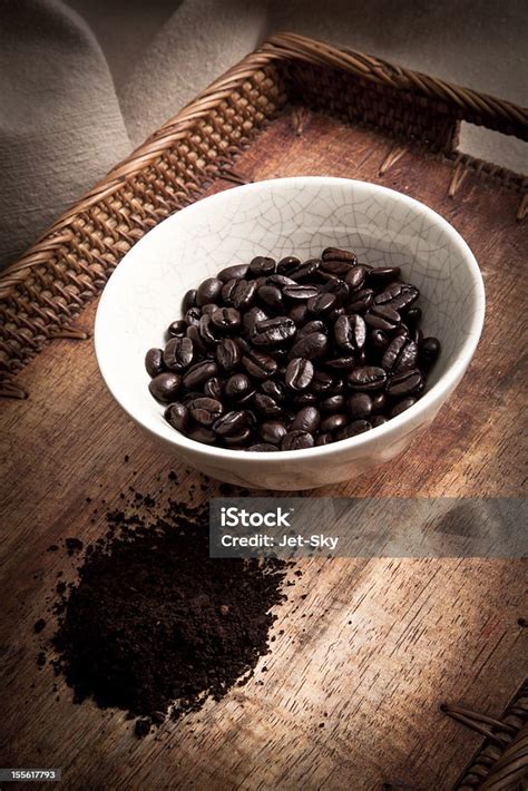 Biji Kopi Foto Stok Unduh Gambar Sekarang Bahan Baku Makanan Dan Minuman Biji Kopi