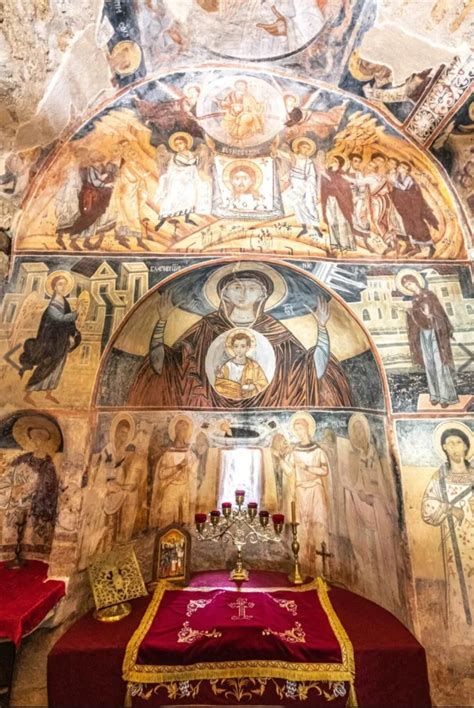 Леворечкият манастир „Свети Четиридесет мъченици“ с Лева река