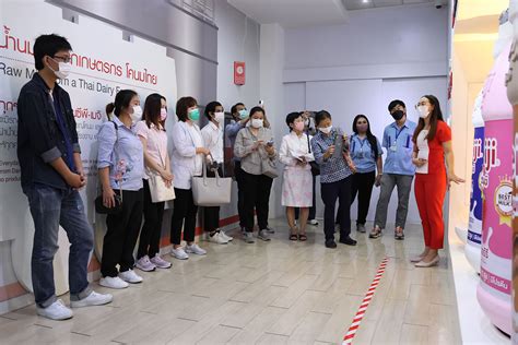 ฝ่ายสื่อสารองค์การและสมาชิก จัดกิจกรรมเยี่ยมชมและศึกษาดูงาน ณ โรงงานซีพี เมจิ จังหวัดสระบุรี