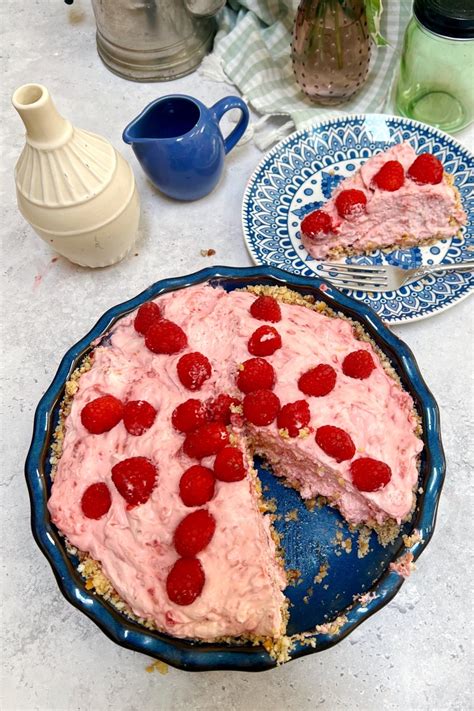 Raspberry Cream Pie Most Delicious Life