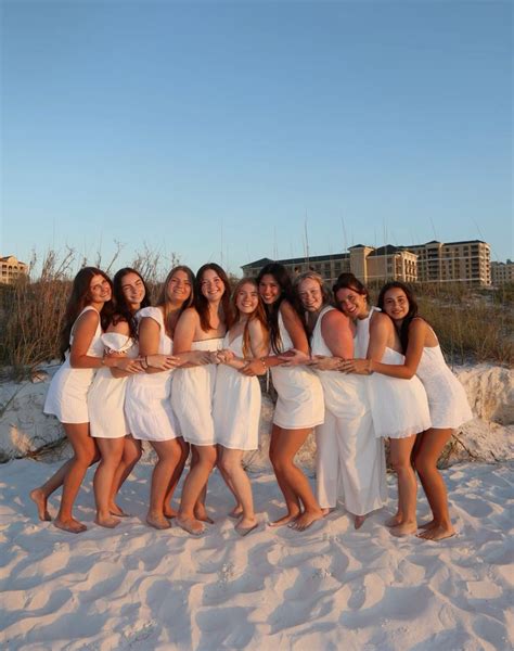 Pin By Alex Burke On Happily Ever After Beach Photoshoot Photoshoot