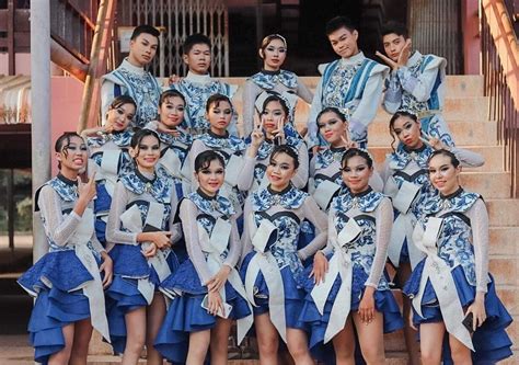 บริการเช่าชุด ส่งชุด ทั่วประเทศ ขบวนพาเหรด กีฬาสี ดรัมเมเยอร์ ชุดหลีด แต่งหน้า 🙏🏻 รับจัดขบวน