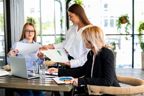 Harnessing The Power Of Emotional Intelligence In Leadership