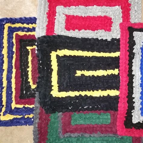 පාපිසි නිෂ්පාදන