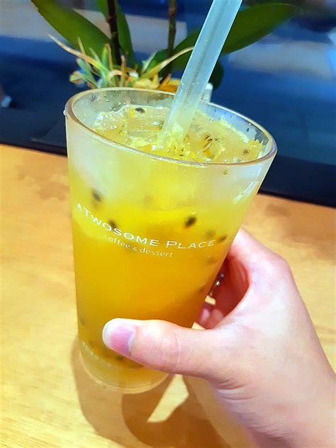 투썸플레이스 신메뉴 패션후르츠 파인애플 에이드 가격 칼로리 솔직한 후기 네이버 블로그