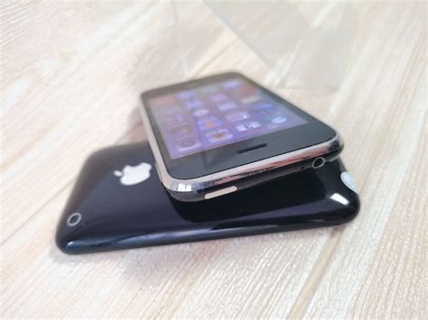 Apple IPhone 3GS IPhone 3rd Gen 8GB 16GB 32GB Black White Unlocked A1303 GSM EBay