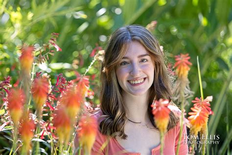 Sunny Summer Senior Photos At Bellevue Botanical Garden