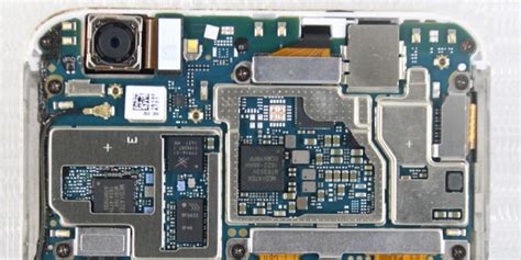 屏幕维修，且主板维修 受潮