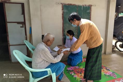 နွားထိုးကြီးမြို့နယ်၌ အသက် ၈၀ နှင့် ၈၅ နှစ် သက်ကြီးဘိုးဘွားများအား ထောက