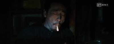 李丰田”宁理：叛逆差生1个月考上戏，为角色反向抽烟烧伤嘴唇 知乎