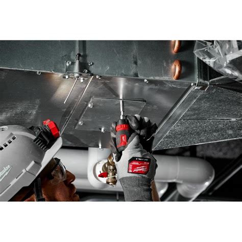 Milwaukee 14 In 1 Ratcheting Multi Bit And 8 In 1 Ratcheting Compact Multi Bit Screwdriver Set