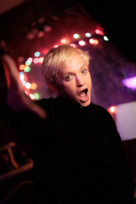 Emma Willmann Tickets 05 10 25