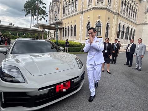 ‘อรรถพล ฤกษ์พิบูลย์ รมว พลังงานถือฤกษ์เข้ากระทรวงวันนี้