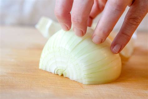 How To Chop An Onion With Video
