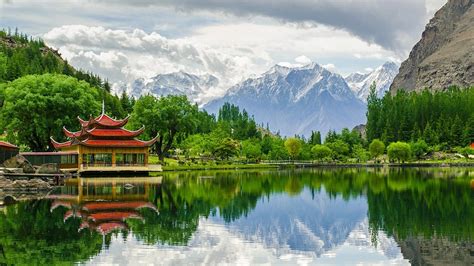 Exploring The Most Beautiful And Eye Catching Tourist Destinations In