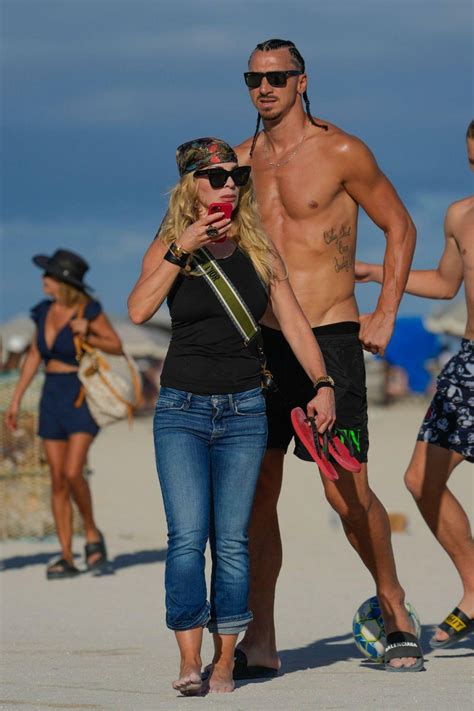 Helena Seger And Zlatan Ibrahimovic On The Beach In Miami 01022023