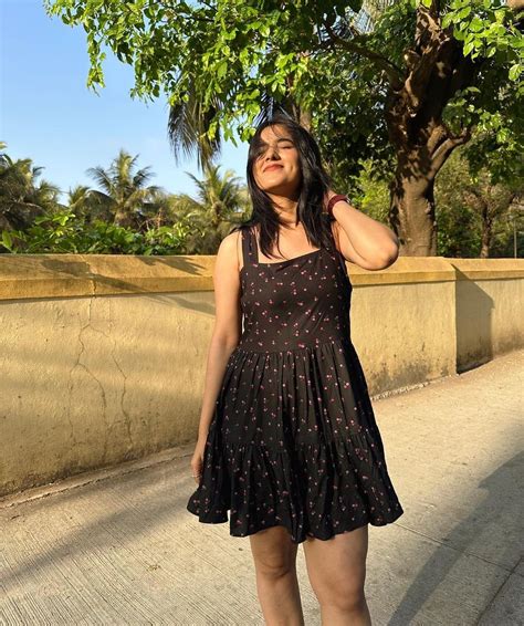 Pin By Nimisha Neha On ♥somya Gupta♥ Classy Outfits Quick