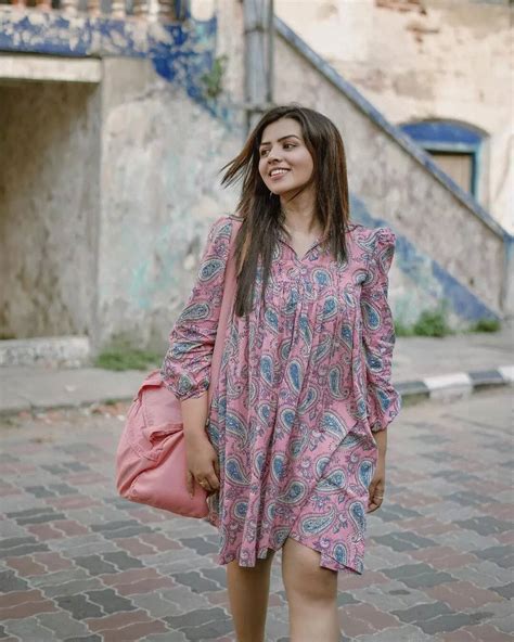 Sakthivel Serial Actress சக்திவேல் சீரியலில் சக்தியாக நடிக்கும் நடிகை அஞ்சலி பாஸ்கர் மாடர்ன்