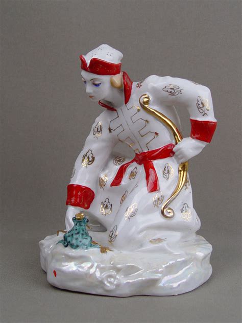 «Иван Царевич фарфор роспись золочение ЛФЗИ 1950 е годы высота — 15 см — Антикварная