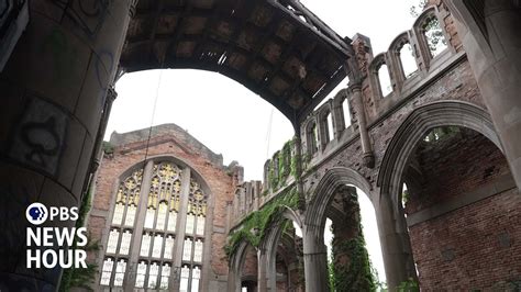 Urban Explorers Find Beauty In The Decay Of Gary Indianas Abandoned