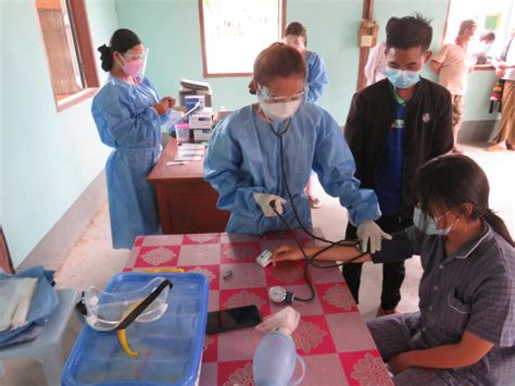 မိုင်းခတ်မြို့နယ်၌ အသက် ၁၂ နှစ်အထက် ကိုဗစ် ၁၉ ရောဂါကာကွယ် ဆေးထိုးနှံရန