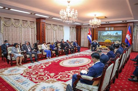 សម្តេចអគ្គមហាពញាចក្រី ហេង សំរិន ប្រធានរដ្ឋសភា