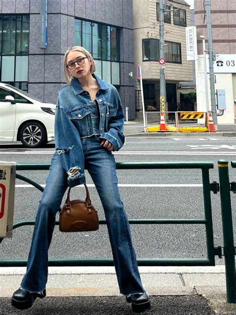 Emoda エモダ スリットスリーブデニムジャケット デニムジャケット ショート丈 袖スリット ダメージ クラッシュ加工 ジャケット おしゃれ