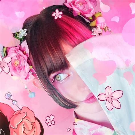 Aya Chan Aya Idol Threads Say More