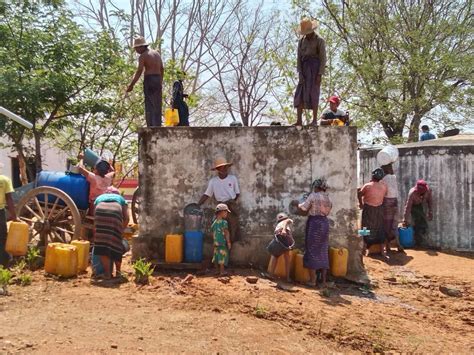 ဆင်ပေါင်ဝဲမြို့နယ်၌ နွေရာသီသောက်သုံးရေအခက်အခဲရှိသည့် ကျေးရွာ ၂ ရွာအား သောက်သုံးရေလှူဒါန်း