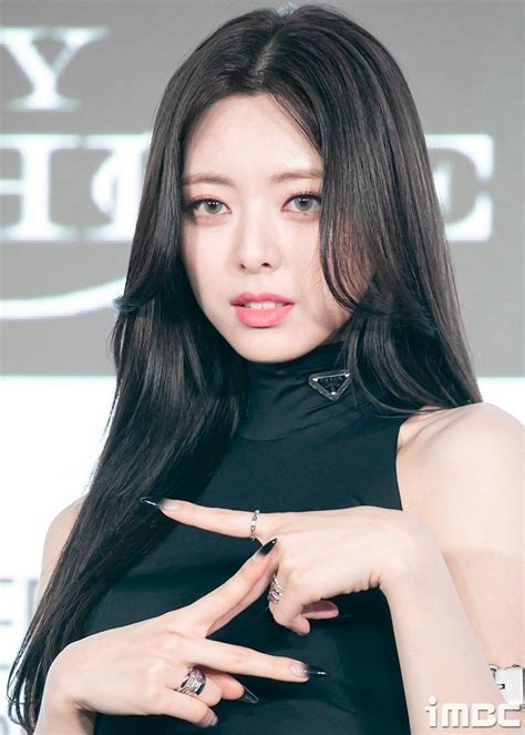 Kpop Girl Groups Korean Girl Groups Kpop Girls Top 5 Songs Kpop Fashion South Korean Girls