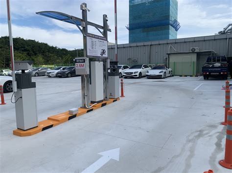 부산 일광아동병원 주차장 무인정산시스템
