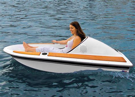 What Is A Personal Watercraft Boat Dvskl