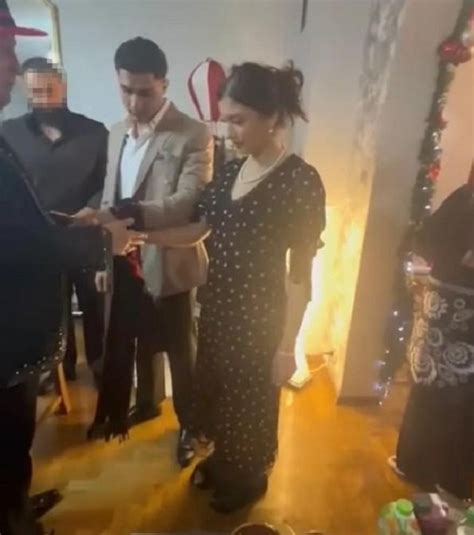 Roxie Wbija Szpilę 18 Letniej Viki Gabor Zapomniała Co Niedawno Sama