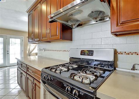 4592 Berk Ave Richmond Ca 94804 Redfin