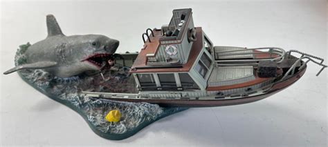Vtg Universal Studios Jaws Quint Shark Boat Attack And Shark Mcfarlane