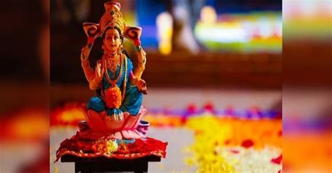 Bring These 7 Things Before Diwali To Gain Wealth From Goddess Lakshmi