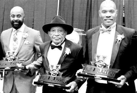 Remembering ‘the Gunslinger Of College Football Archie Cooley The South Reporter