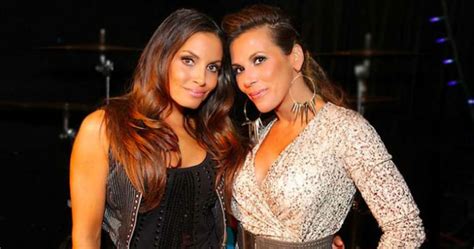 Mickie James Vs Trish Stratus Wrestlemania 22