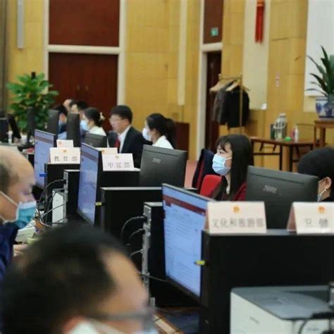 全国人大会议共收到代表议案487件，呈现新特点工作法律案立法