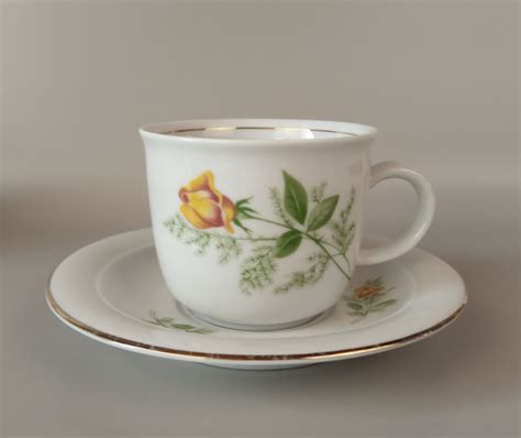Чайная пара Желтая роза винтаж Kahla ГДР купить по низким ценам в интернет магазине Ozon