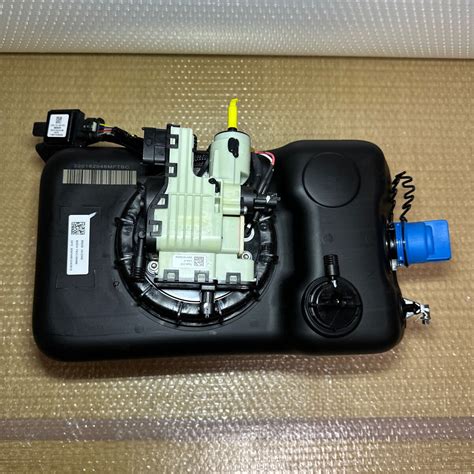 純正 三菱ふそう キャンター アドブルータンク Me427496 尿素タンク ブルーテック キャンターエンジン、過給器、冷却装置｜売買され