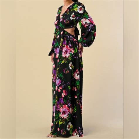 Taffycats Boutique Dresses Deep V Floral Maxi Dress Poshmark