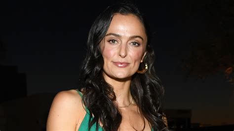 Fitness Coach Megan Roups Go To Methods For Promoting Hormone Health Silifestyle