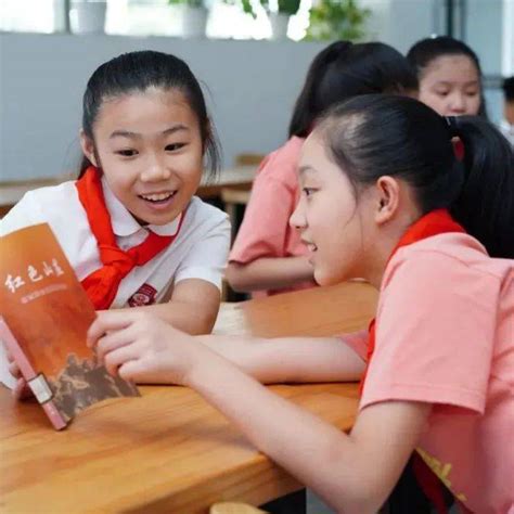 “读红书，学党史”红色经典阅读活动 —— 昆小学子实践社会主义核心价值观教育活动平阳县昆阳镇活动