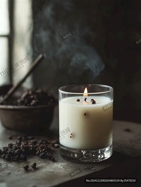 Ai创作图手工香熏蜡烛 手工香薰蜡烛 氛围蜡烛 香氛蜡烛 茶烛 烛台香薰蜡烛 纯色蜡烛 烛光朦胧 茶点蜡烛 烛光情调 香味蜡烛 雪花香薰蜡烛 温馨烛光 半只蜡烛 温暖美学 昵图网