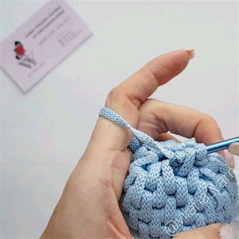 ВЯЗАНИЕ КРЮЧКОМ🎒МАСТЕР КЛАССЫ🧶 в Instagram «БЕСПЛАТНЫЙ МК ШАРИК💖 ⠀ До праздника есть еще