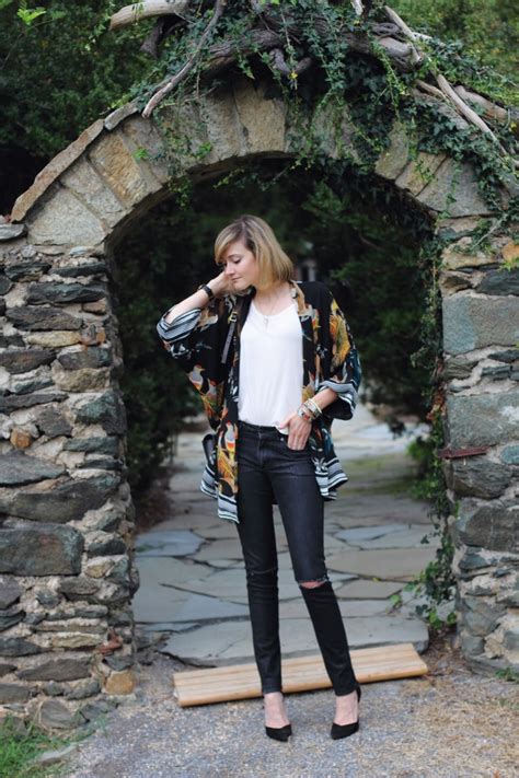 Here Kitty Kitty District Of Chic