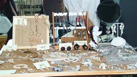 Оригинальные новогодние презенты в Бийске можно будет купить на ярмарке Раздолье Youtube