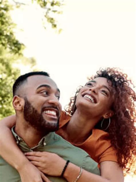 लिव इन रिलेशनशिप में आने से पहले पार्टनर से जरूर पूछें ये सवाल Times Now Navbharat